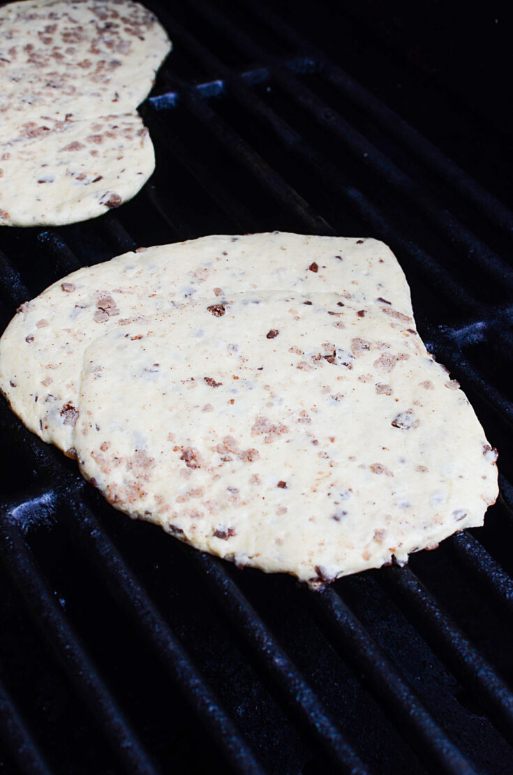 Grilled Cinnamon Bun Flatbread with Fruity Topping