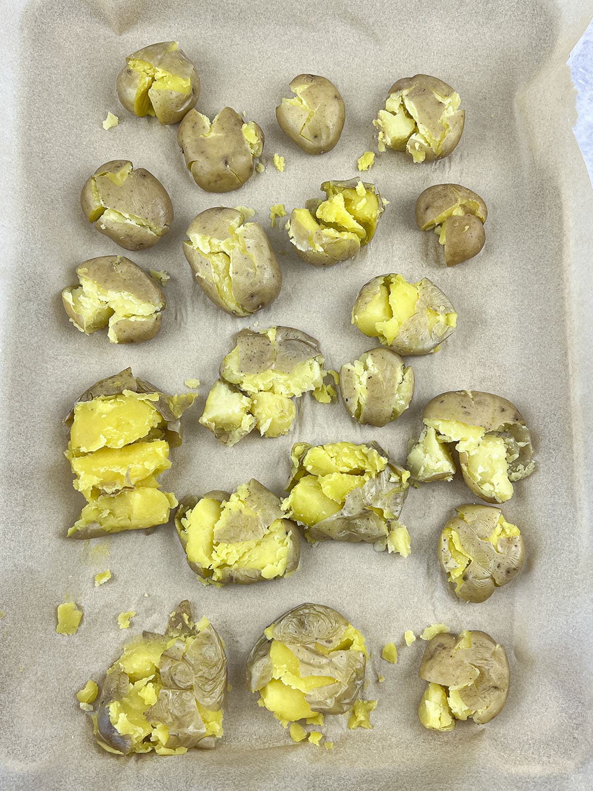 Crispy Air Fryer Smashed Potatoes