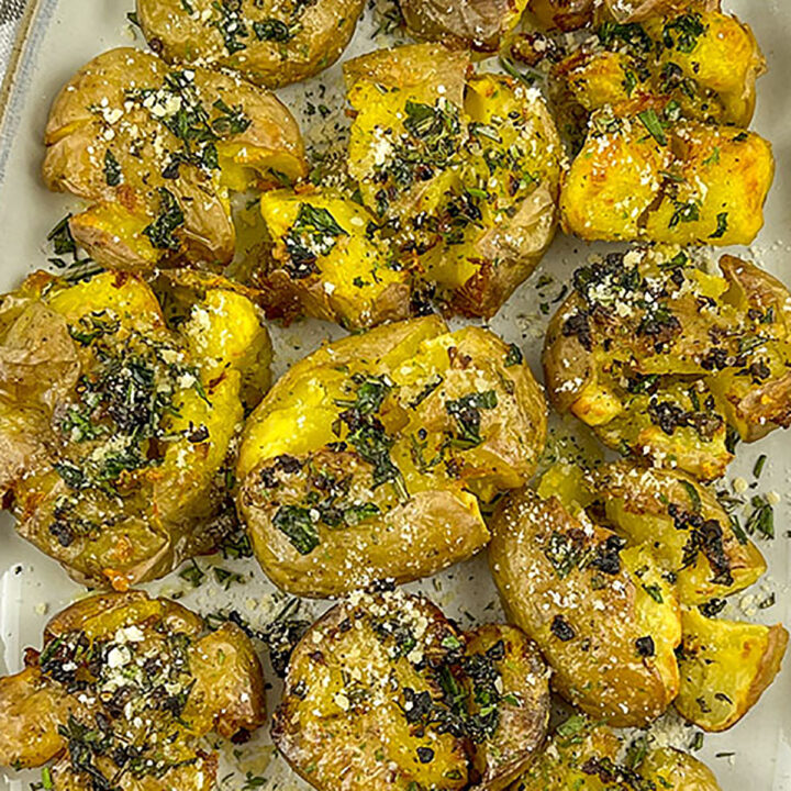 Crispy Air Fryer Smashed Potatoes