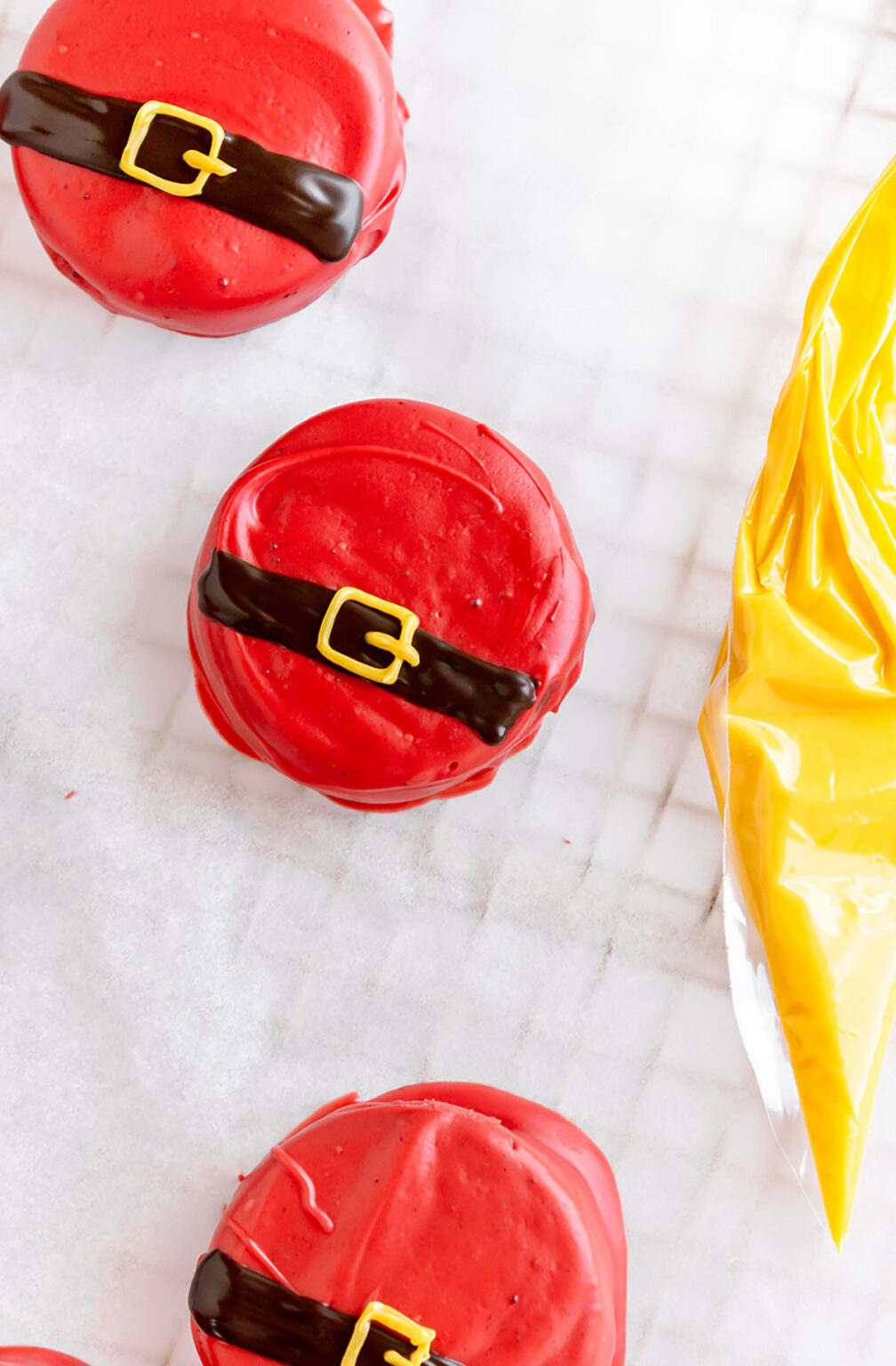 Easy and Fun Santa Oreos