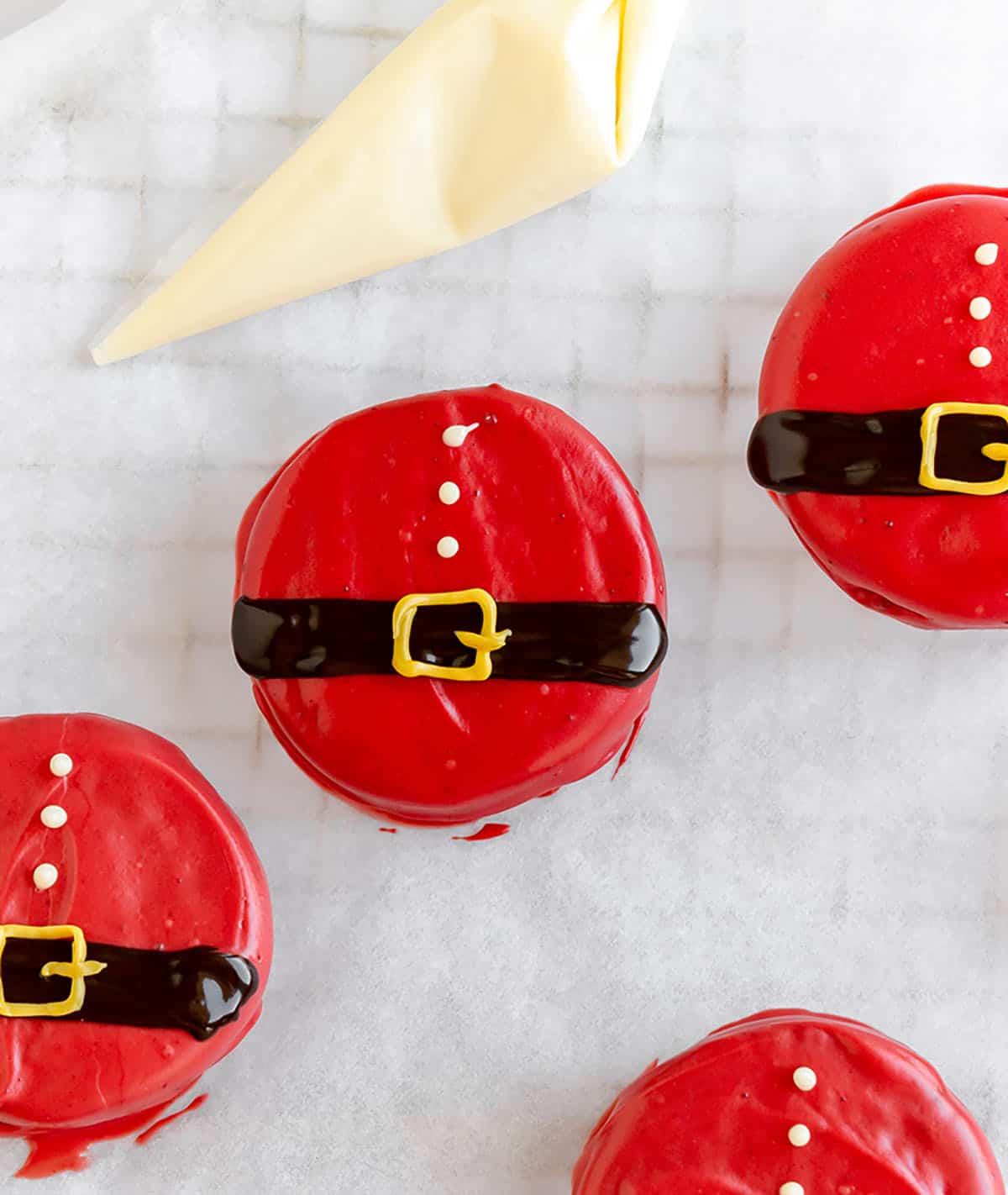 Easy and Fun Santa Oreos